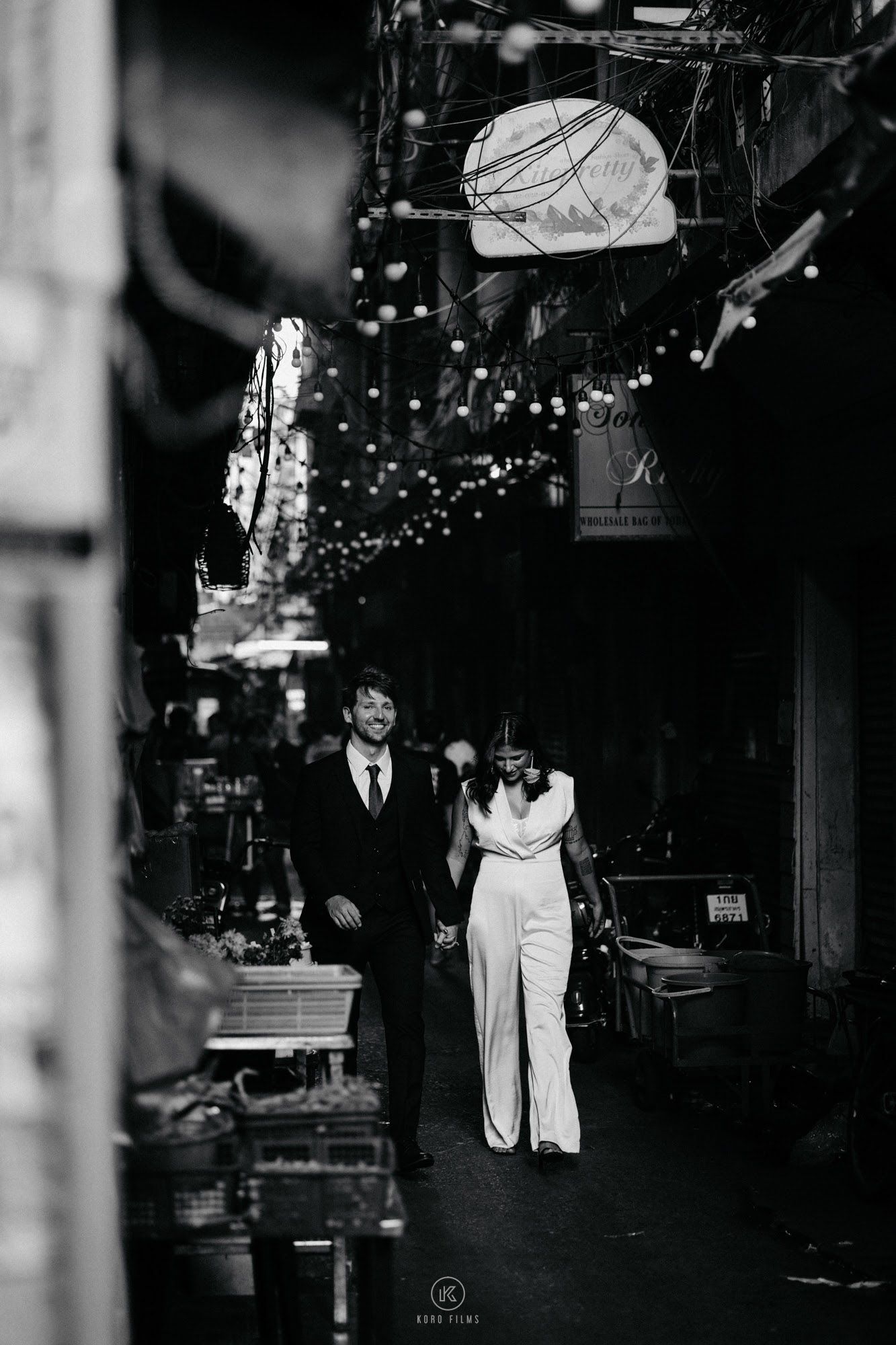 Street Pre Wedding Photoshoot at Chaina Town in Bangkok