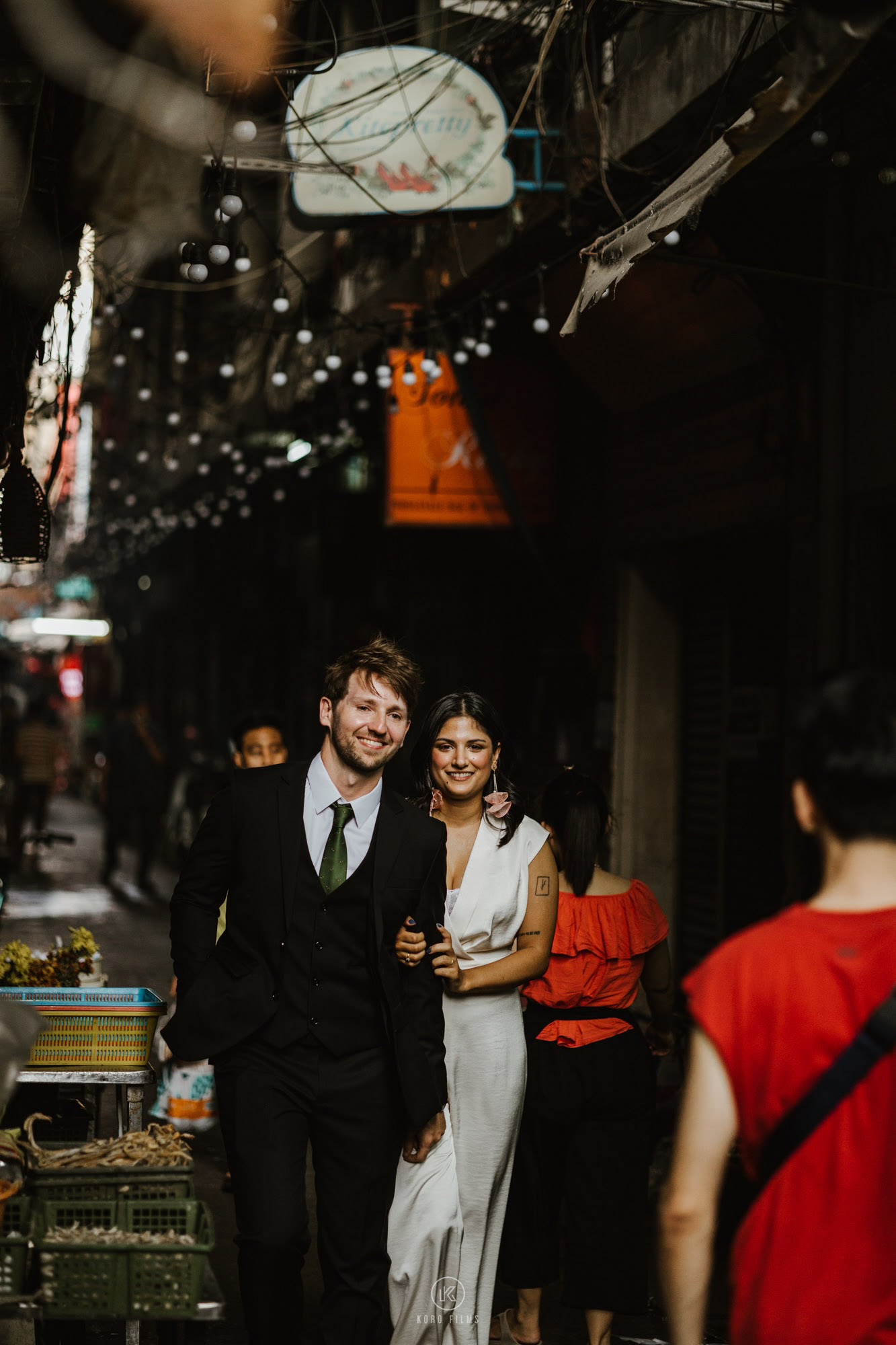 Street Pre Wedding Photoshoot at Chaina Town in Bangkok